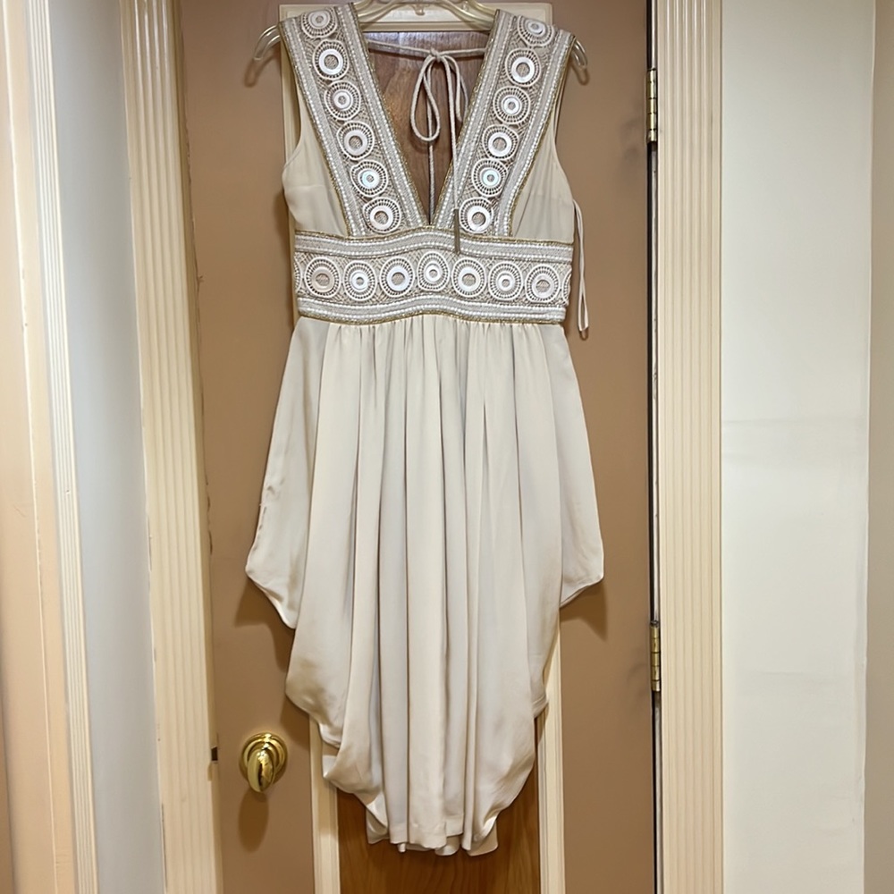 Gorgeous Cream Color Dress/ Gold Details Mother Of Pe… - Gem